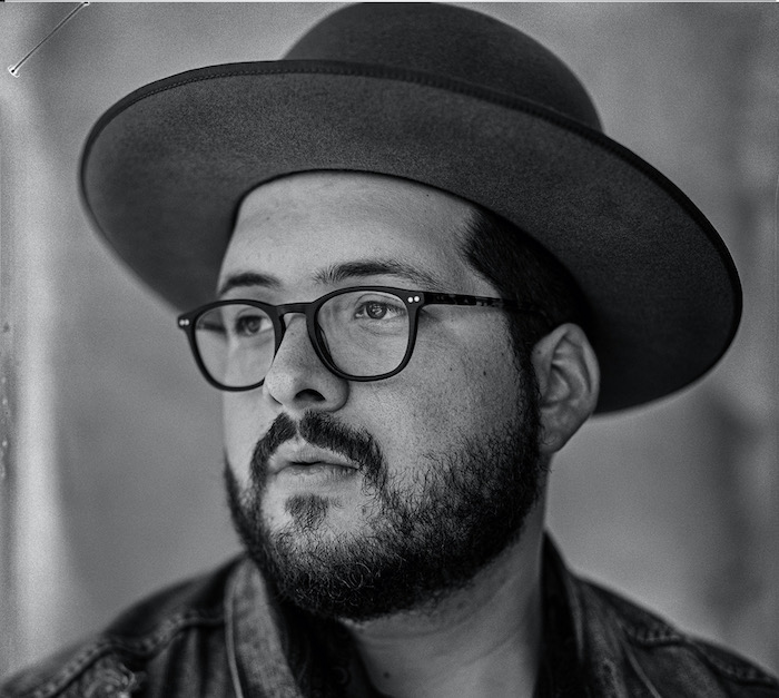 Album Review: Noah Guthrie – Blue Wall – Indie Light