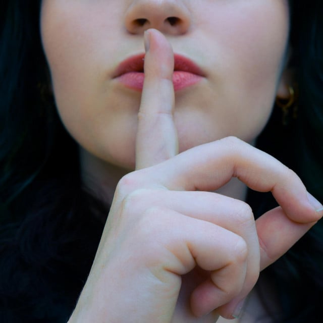 Single Review: Lydia the Bard – Afraid of Quiet – Indie Light